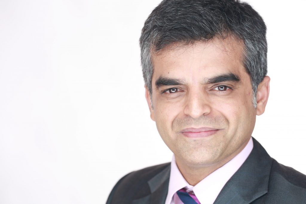 Atul Khatri on Desi Invasion @Dubai Comedy Festival - Masala.com