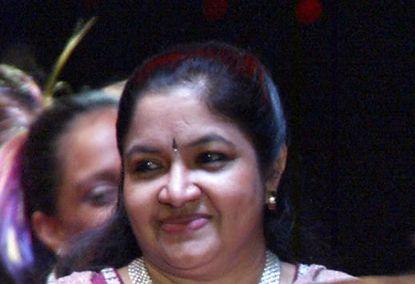 Singer Chitra's daughter dies - Masala.com