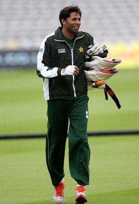 Pakistani cricketer Mohd Asif dropped from movie - Masala.com