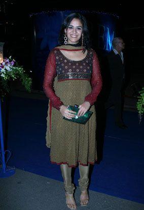 For Mona, it's anchoring over acting - Masala.com