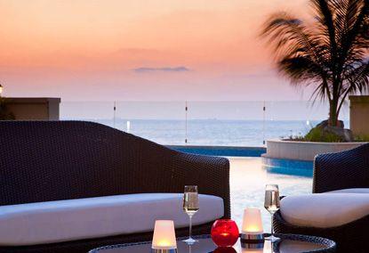 The luxe Layali Shisha Pool Lounge - Masala.com