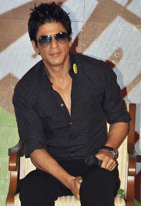 SRK suffers leg injury - Masala.com