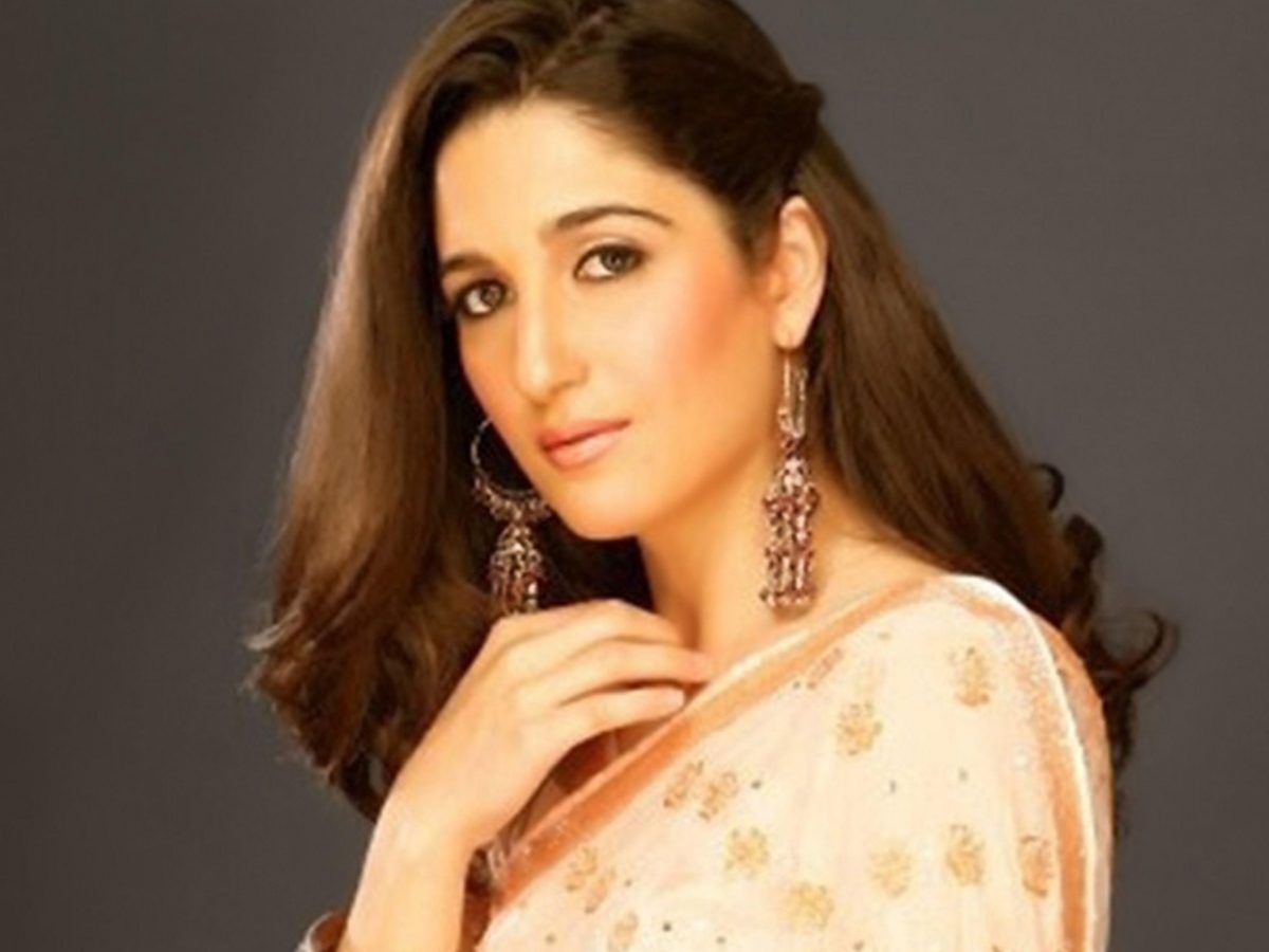 Rina Golan - Latest News, Photos & Videos on Rina Golan - Masala.com