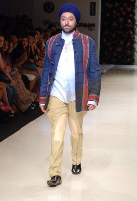 Vikram Chatwal spotted in rehab - Masala.com