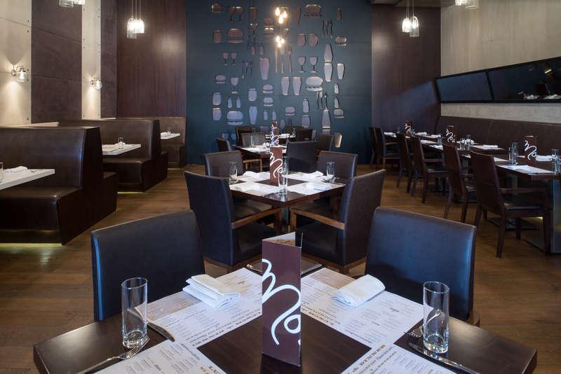 Restaurant Review: MO’s - Masala.com