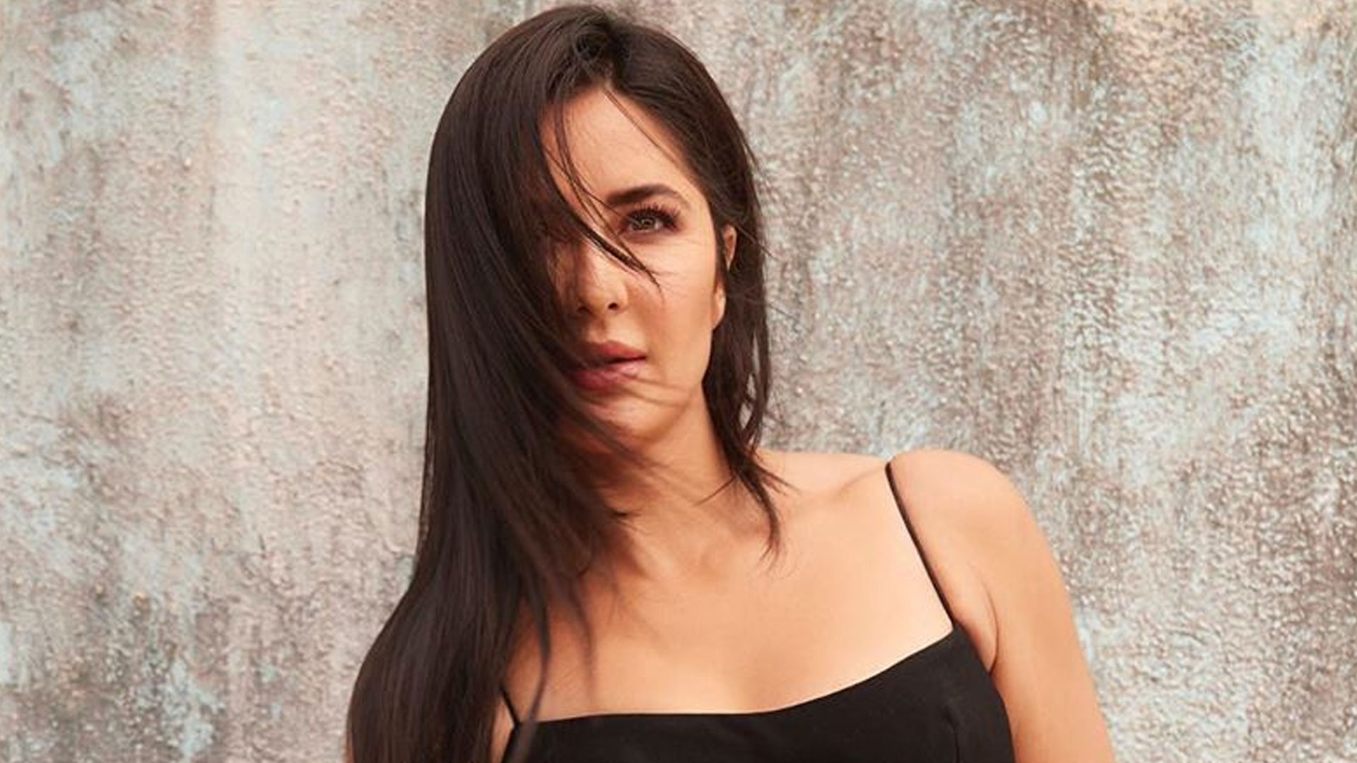 Katrina Kaif’s Latest Look is Perfect for a Fun Night Out With the ...