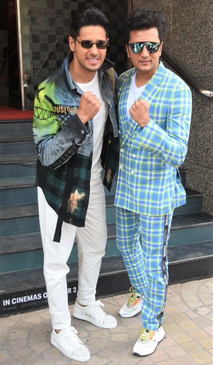 Sidharth Malhotra, Tara Sutaria And More at The Trailer Launch Of ...