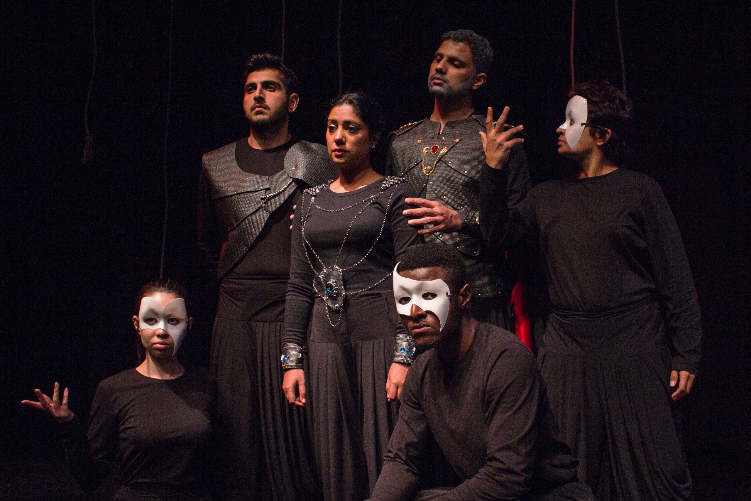 An Evening Of Striking Theatrical Performance In Dubai - Masala.com