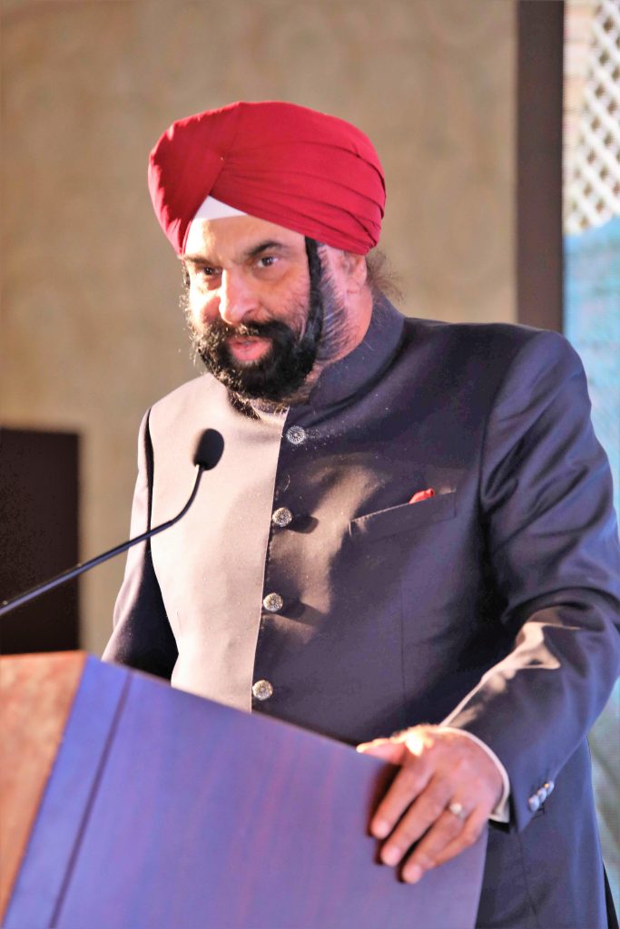 Surender Singh Kandhari Launches His Autobiography 'The Temple Of My ...