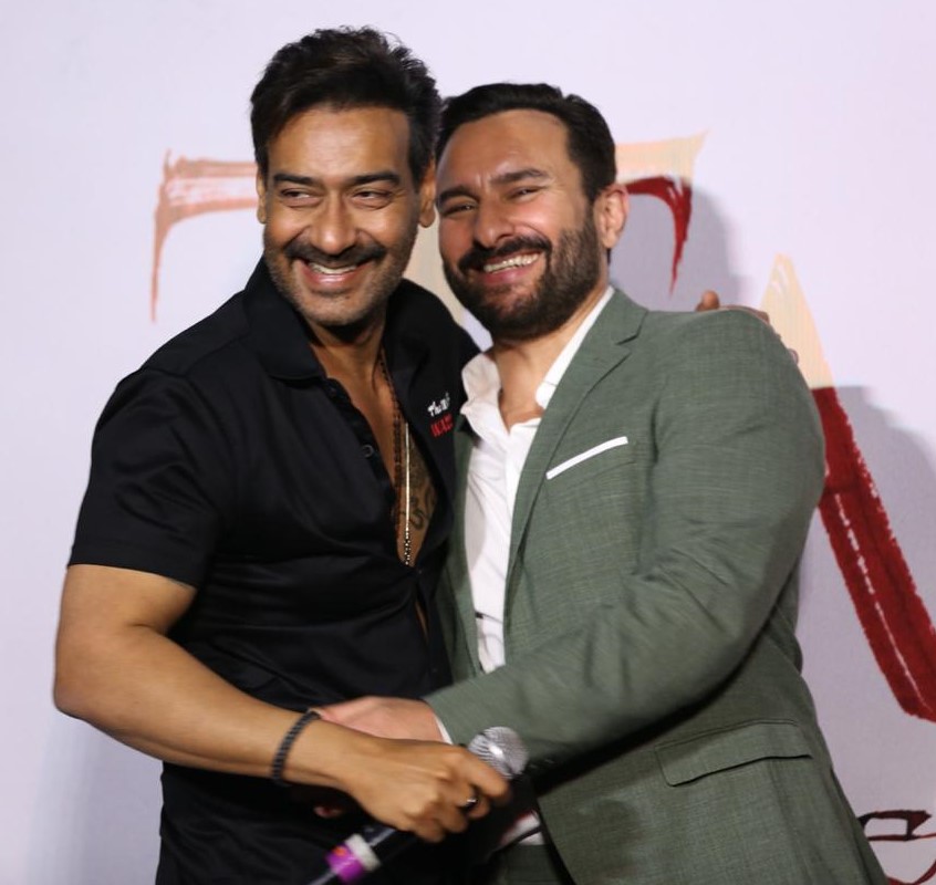 Saif Ali Khan And Ajay Devgn Have Fun at Trailer Launch Of 'Tanhaji ...