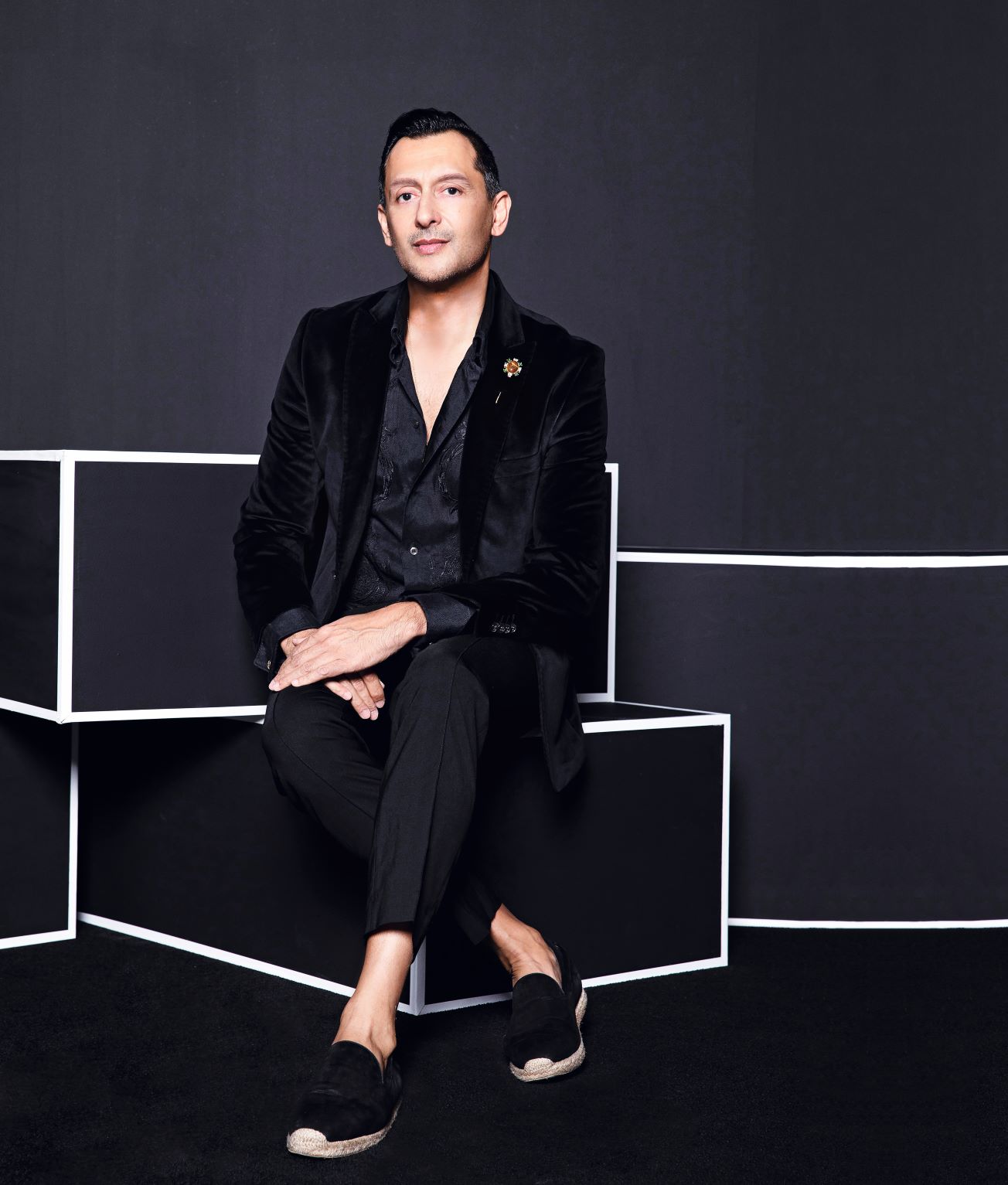 Dipesh Depala: Roll out the Red Carpet - Masala.com