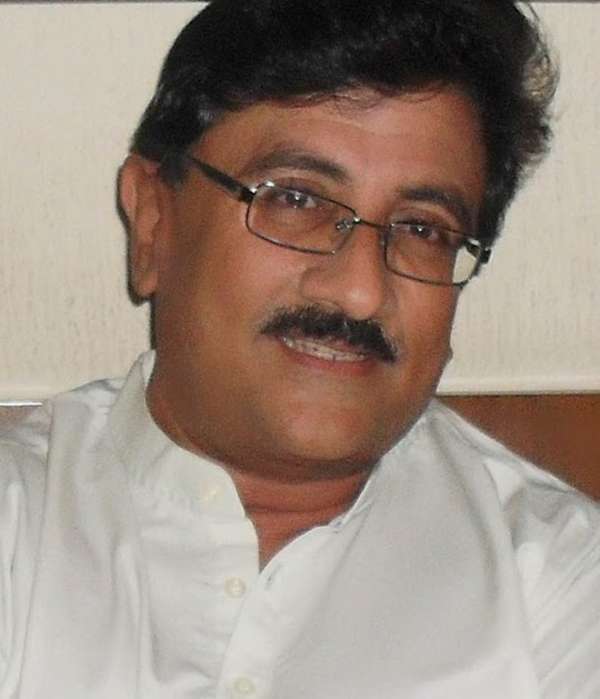 The Bhatt Clan in Bollywood - Masala.com