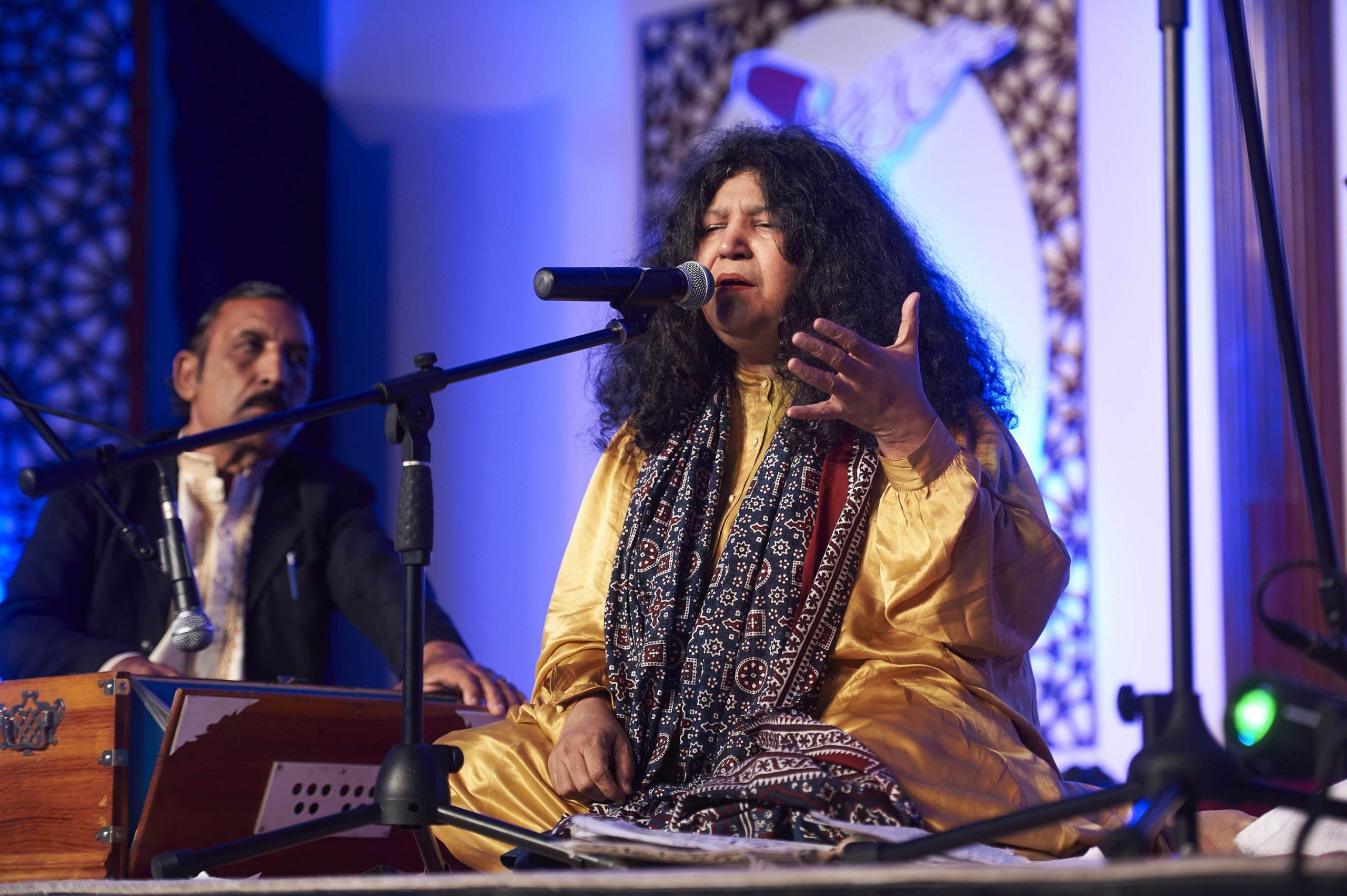 Penguin Launches Sadruddin Hashwani's Memoir - Masala.com