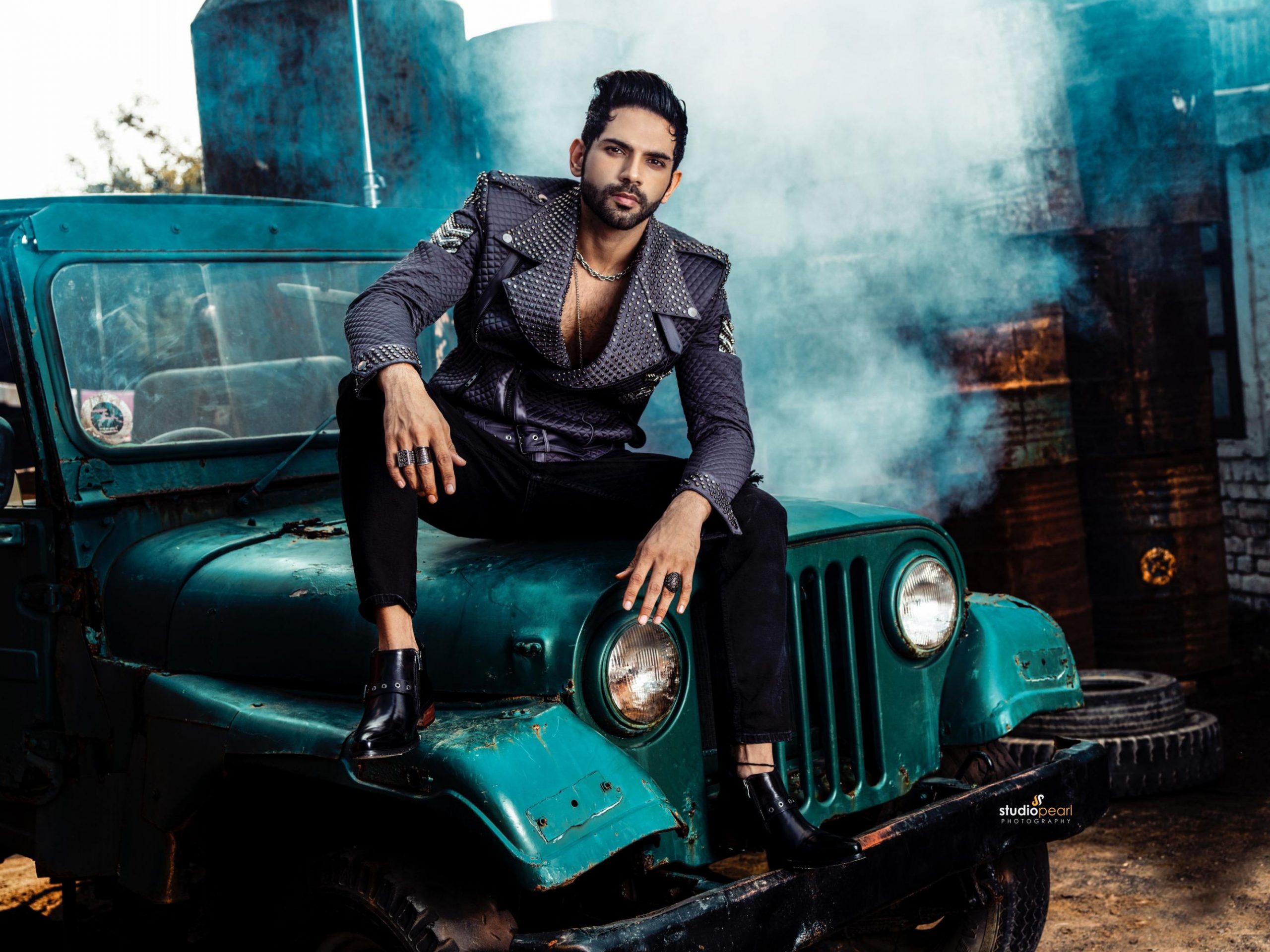 Ankit Bathla Wants To Host A Show Soon! - Masala.com