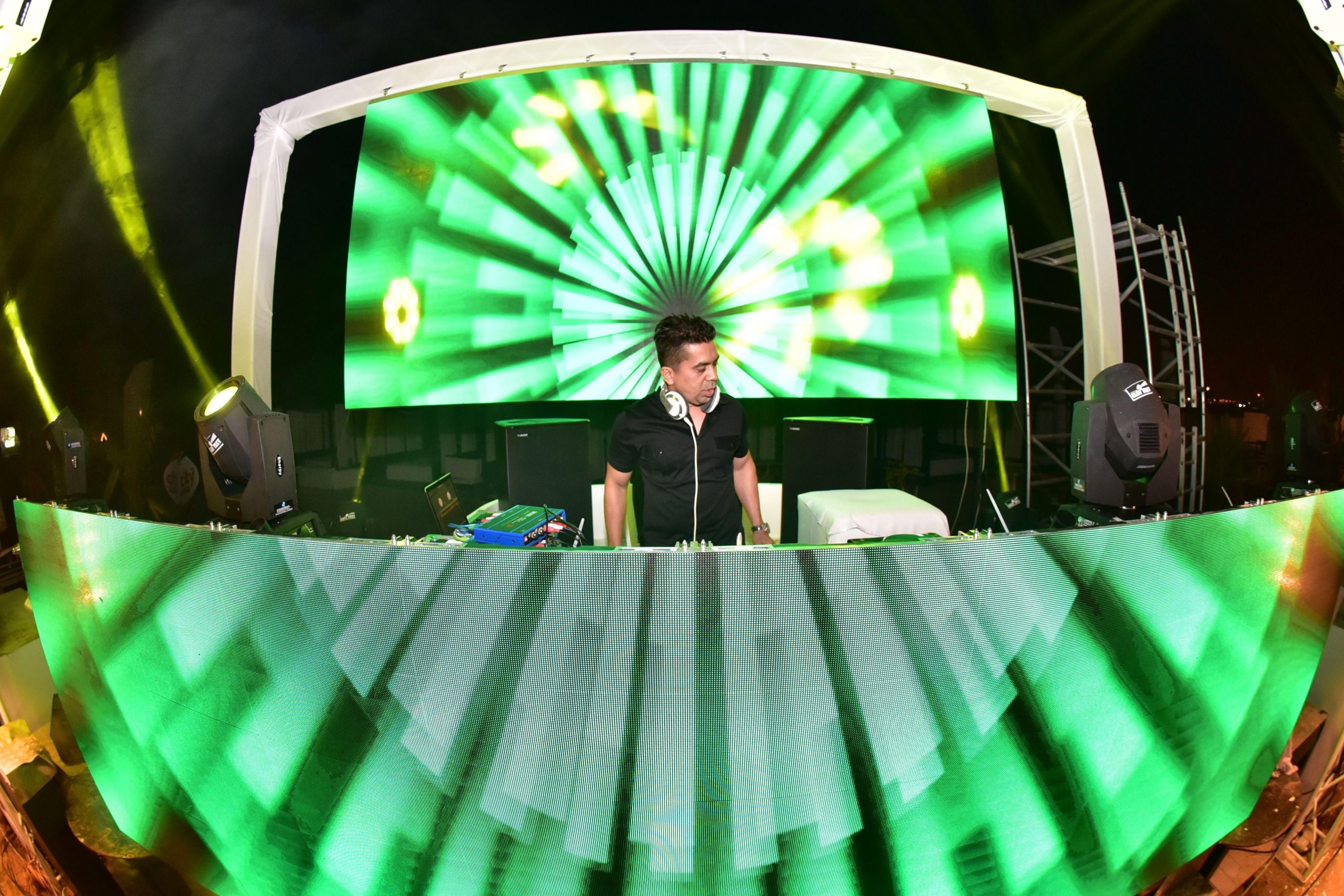 Club MTV India Ft. Mickey Singh and DJ NYK - Masala.com