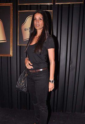 Star Spotting: Malaika Arora Khan, Hrithik Roshan & Ash - Masala.com