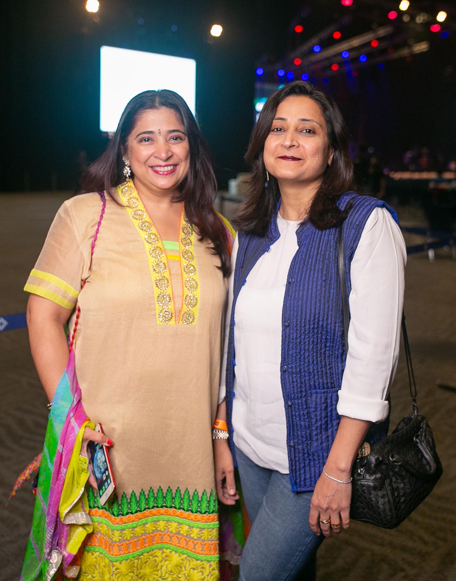 Alka Yagnik, Udit Narayan And Kumar Sanu Enthrall Dubai Fans - Masala.com