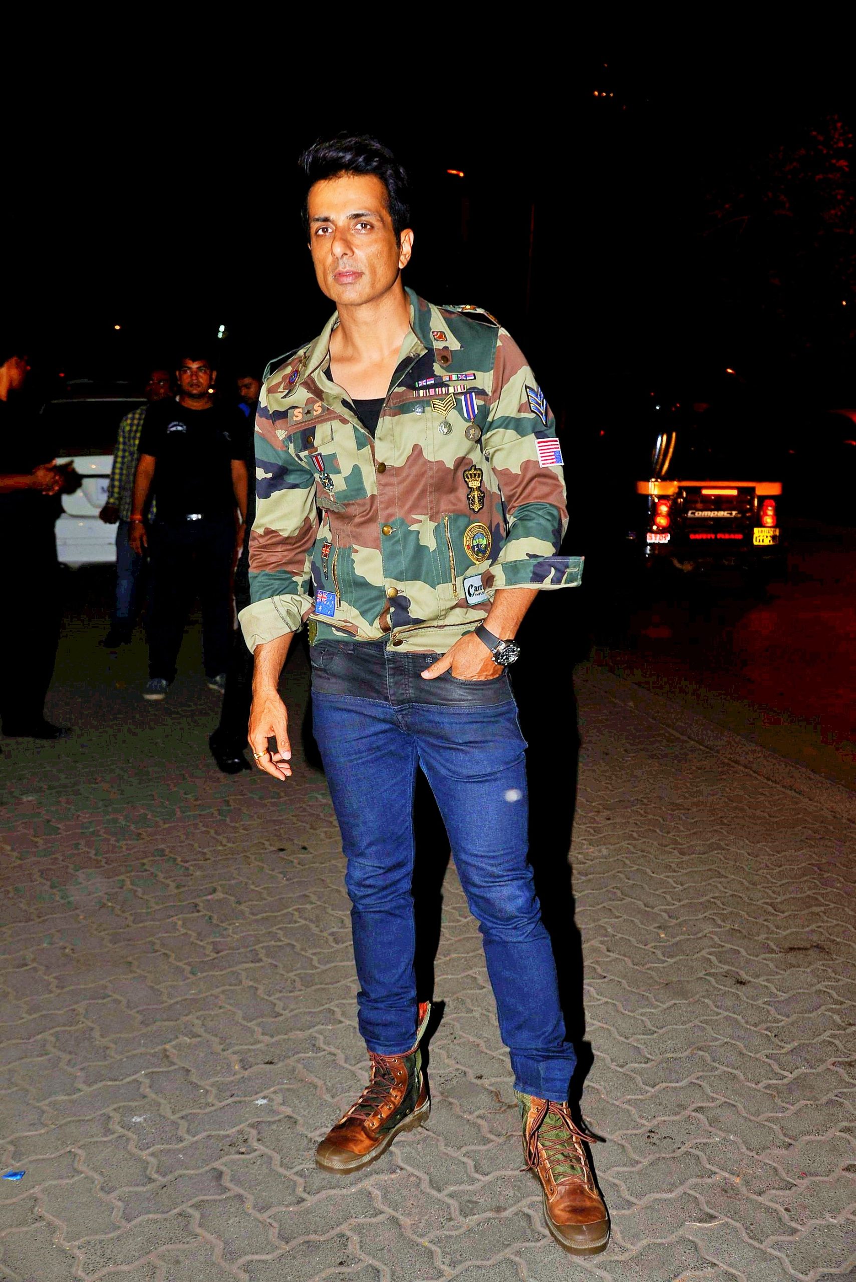 Arjun Rampal, Jackie Shroff and Others Celebrate the Completion of ...