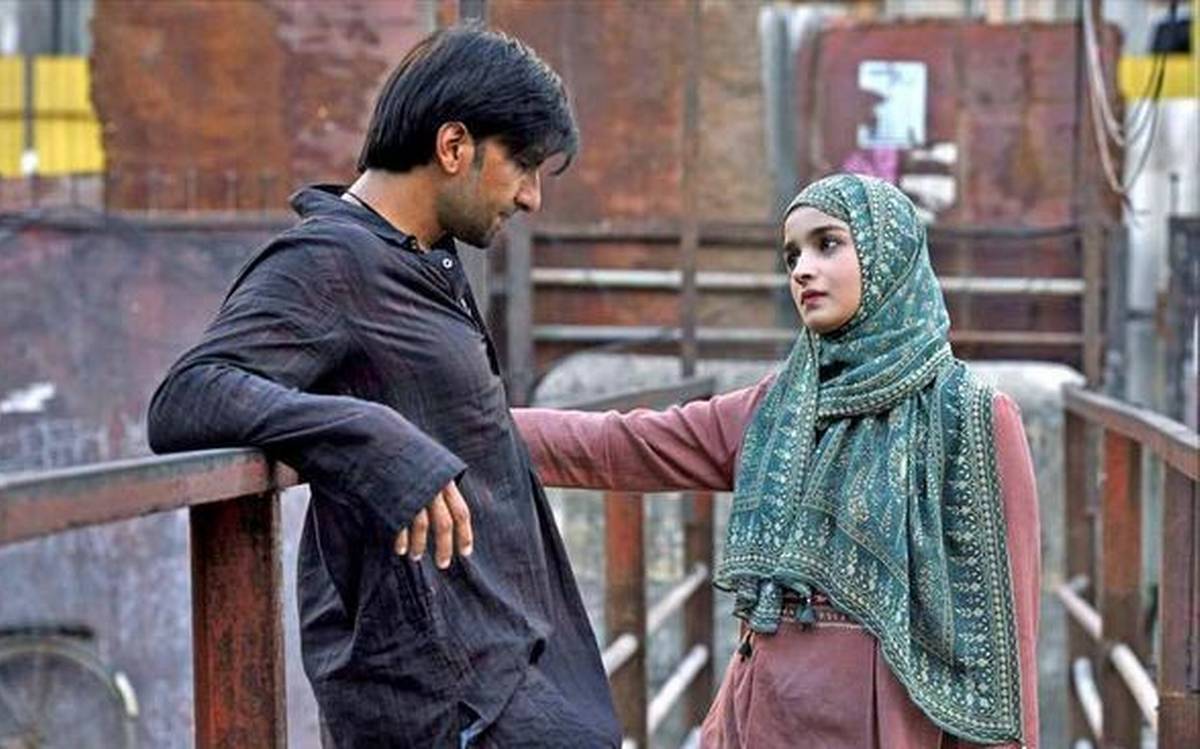 Gully Boy Out of the Oscars Race. Why it Never Stood a Chance - Masala.com