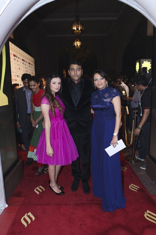 Masala! Awards 2013: Glam Guests on the Red Carpet - Masala.com