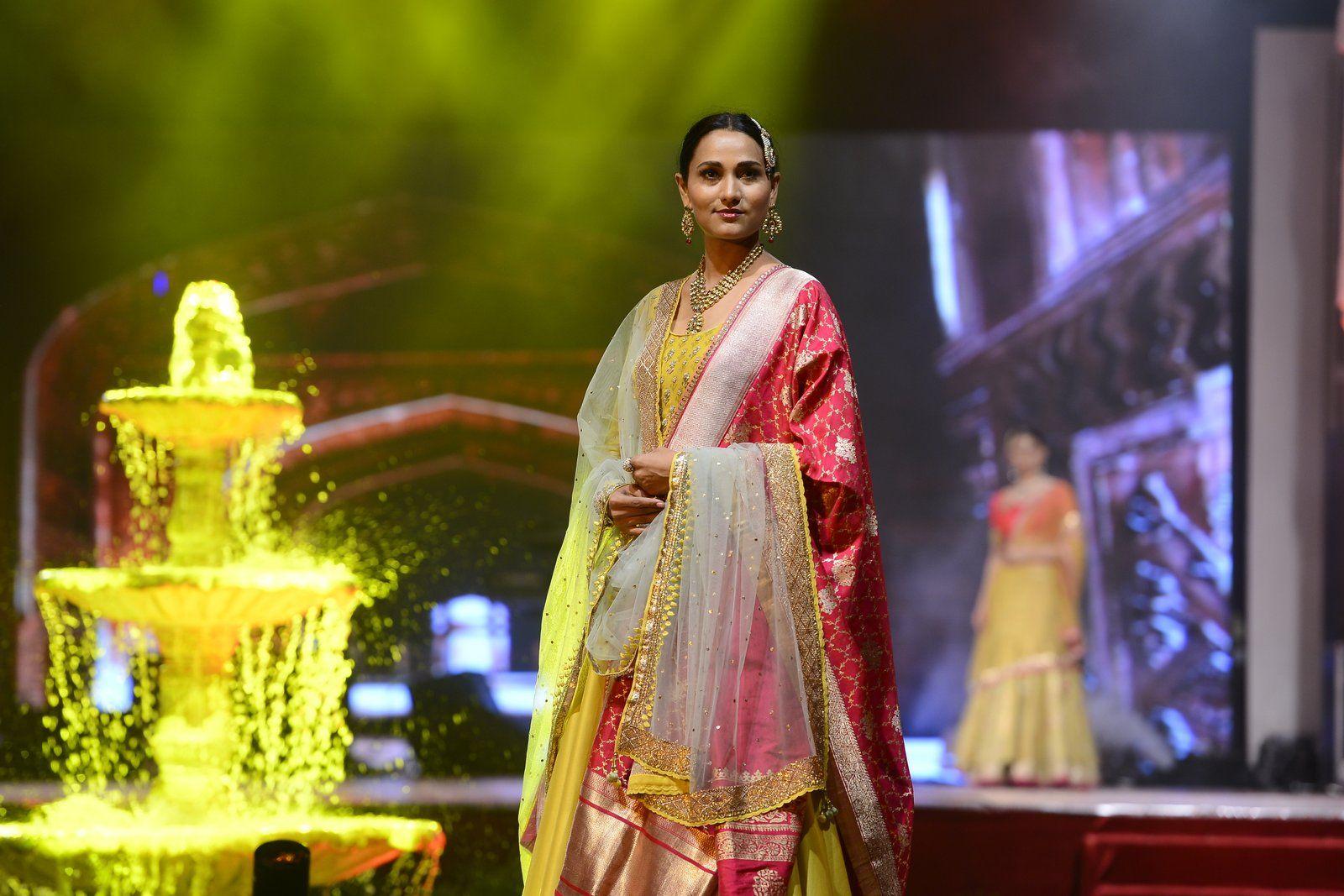 Anju Modi Luxury Festive 2017 Collection - Masala.com