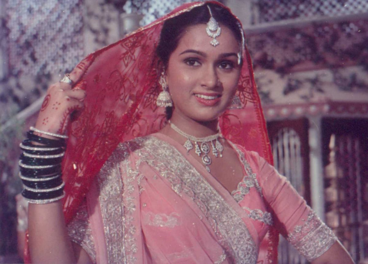 Popular Bollywood Actress of the 80s: A Trip Down Memory Lane With ...