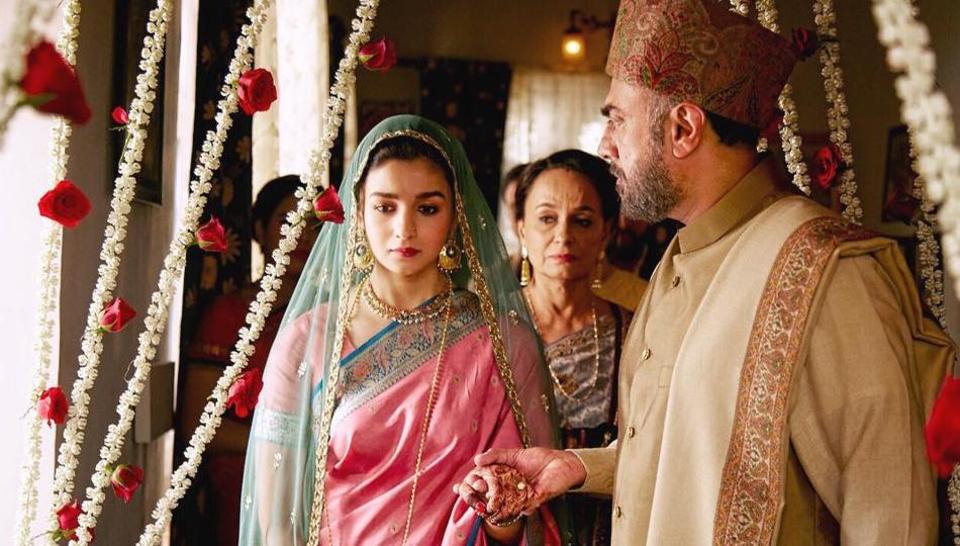 Raazi Movie Review Alia Bhatts Latest Film Is A Must Watch