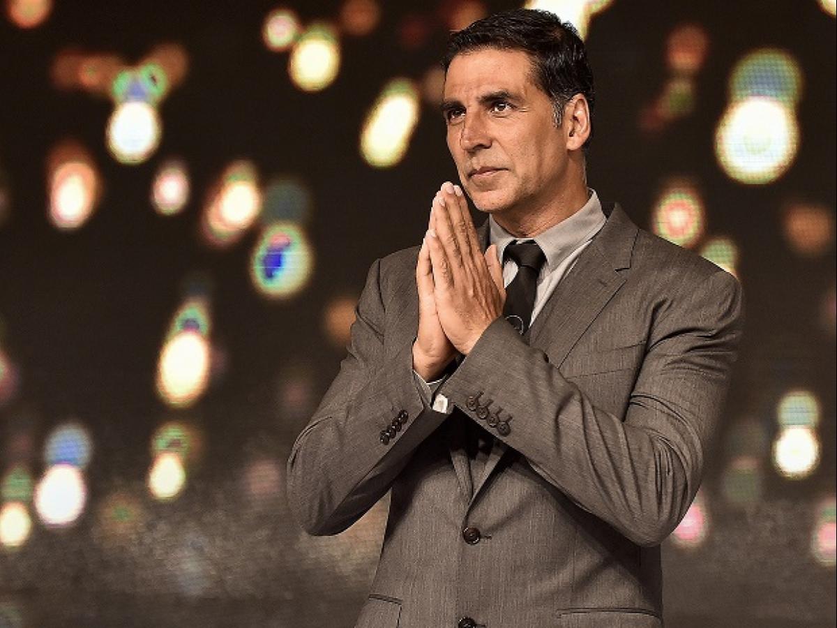 Akshay Kumar Gets Emotional as He Thanks Fans for Making His Day With ...