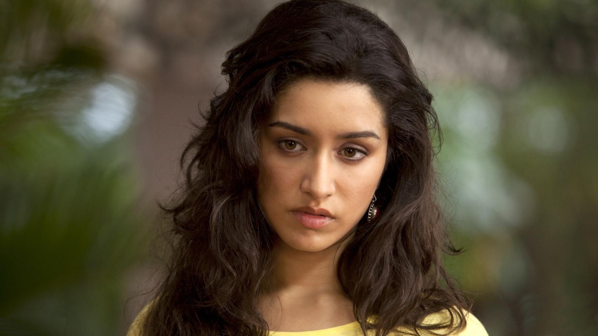 Shraddha Kapoor Stills In Aashiqui 2