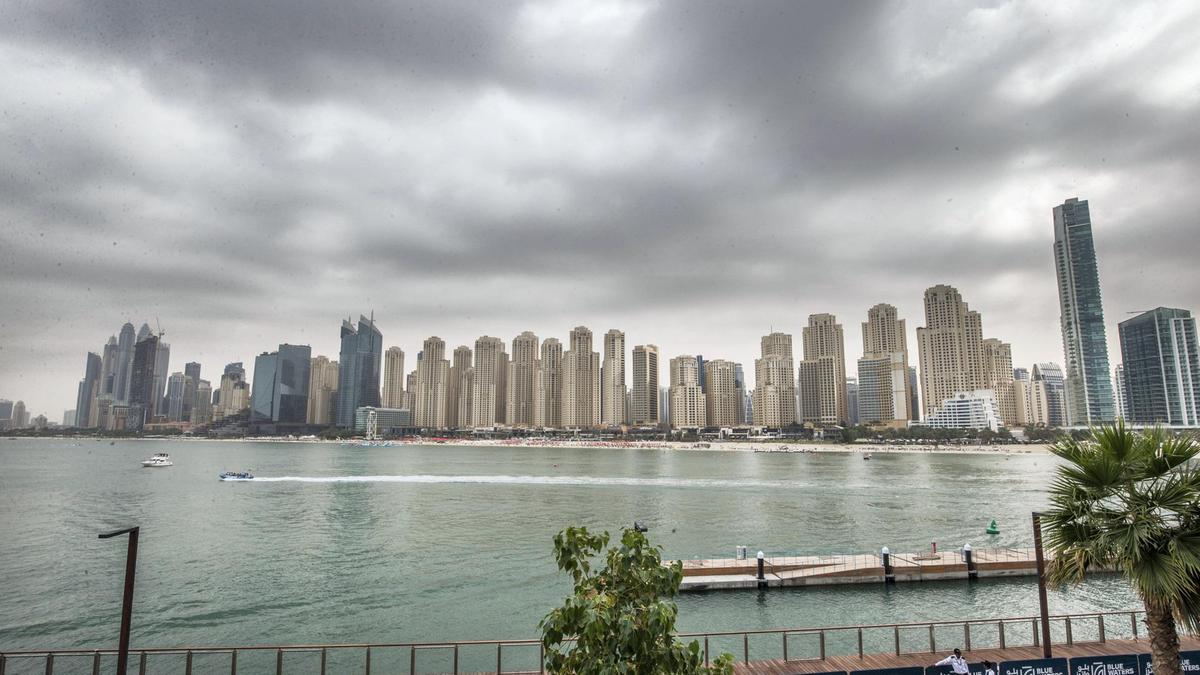 UAE Weather: UAE Expecting Rain and Thunderstorms; Flood Leaves a Camel Swimming in Wadi ...