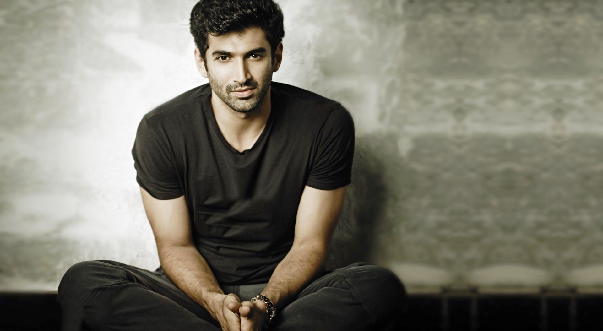 Can Mahesh Bhatt Revive Aditya Roy Kapoor’s Career? - Masala.com
