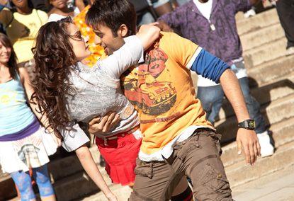 Kal Kissne Dekha (Movie Review) - Masala.com