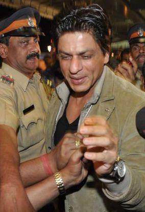 MNIK team leaves for the UAE - Masala.com