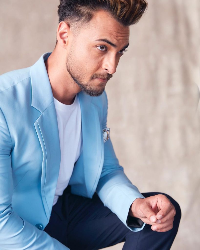 Aayush Sharma was uncomfortable during intimate scenes in Antim because ...