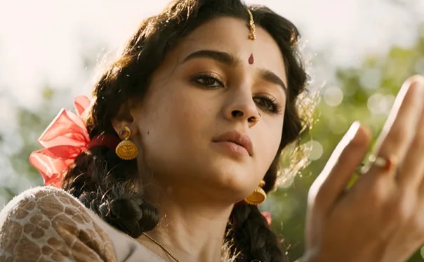 RRR trailer: Alia Bhatt, Ajay Devgn are highly impressive