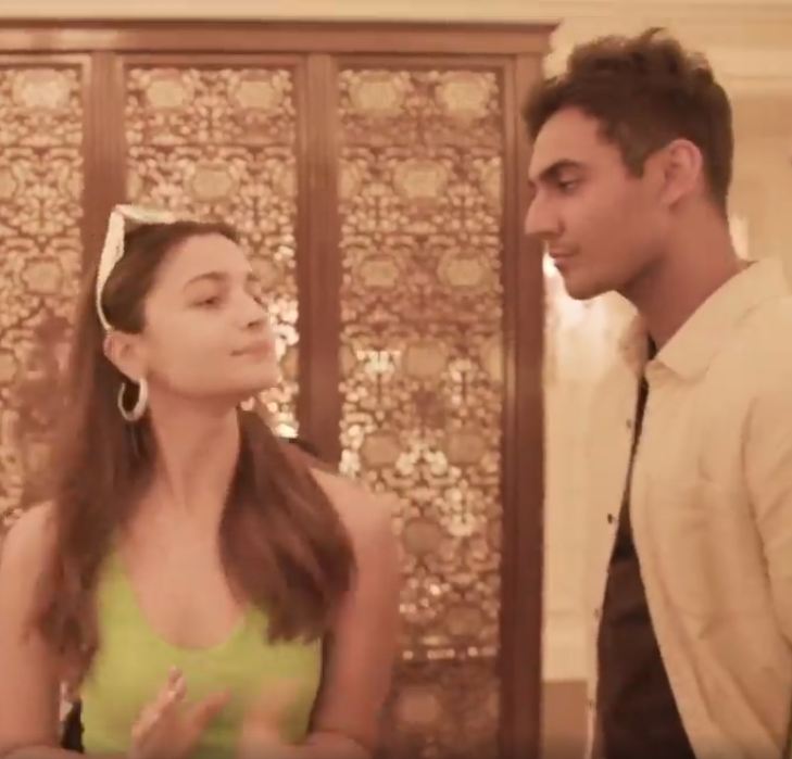 Watch: Alia Bhatt as Poo recreates iconic prom scene from K3G; gives ...