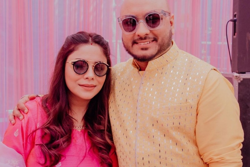 B Praak Meera Bachan's child dies at the time of birth