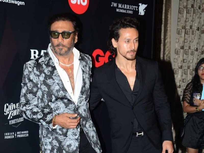 Tiger Shroff's adorable act surprises dad Jackie Shroff