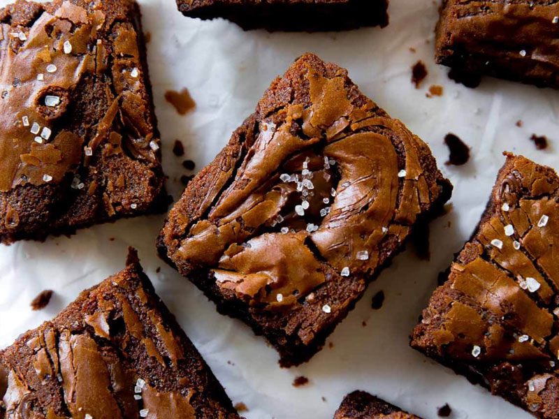 brownies: fudgiest, delicious only take 10 minutes to prep