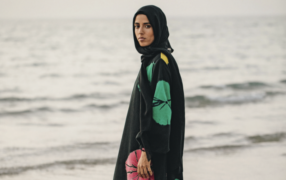 Discover how Dr. Azra has revolutionized the art of henna designing ...