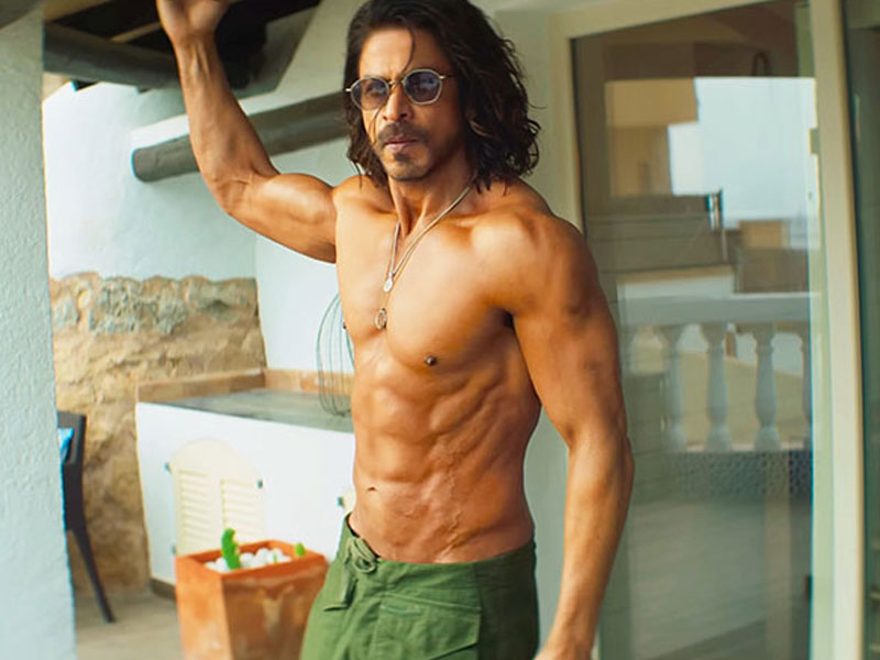 Shah Rukh Khan gets death threat Besharam Rang 1