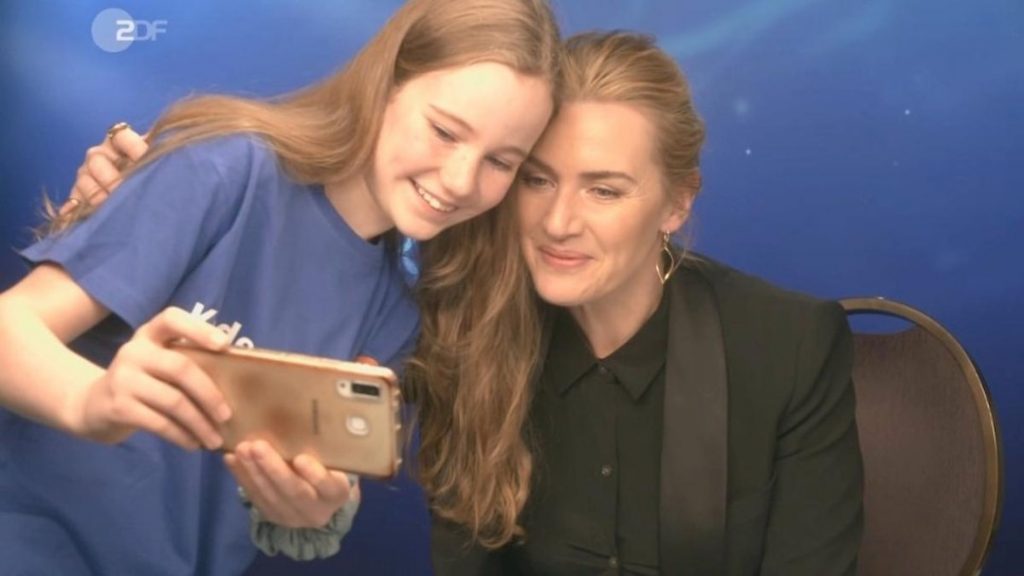 Kate Winslet's video with an young interviewer goes viral
