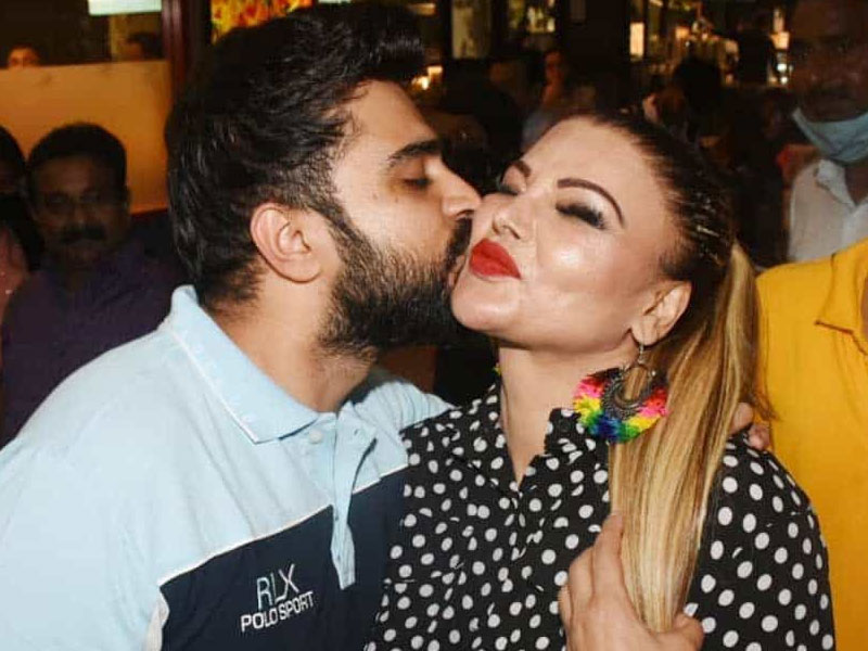 Rakhi Sawants Marriage Adil Durrani Confesses Love 1