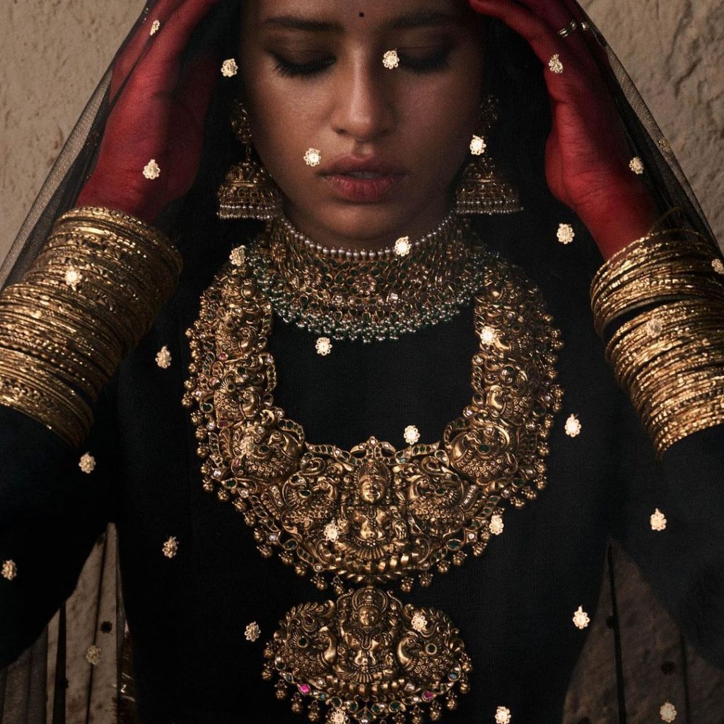 Sabyasachi unveils jewellery collection that is all things regal and luxe - Masala.com