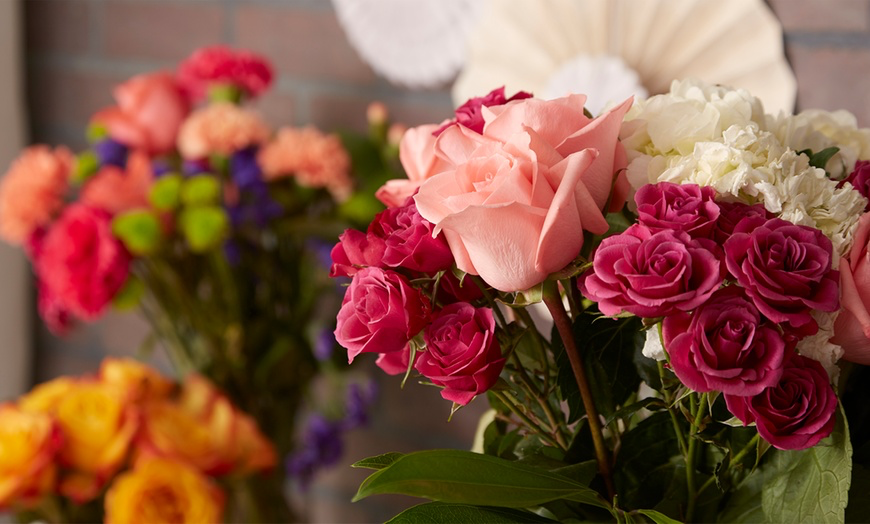 How to pick the perfect flowers for your home - Masala.com