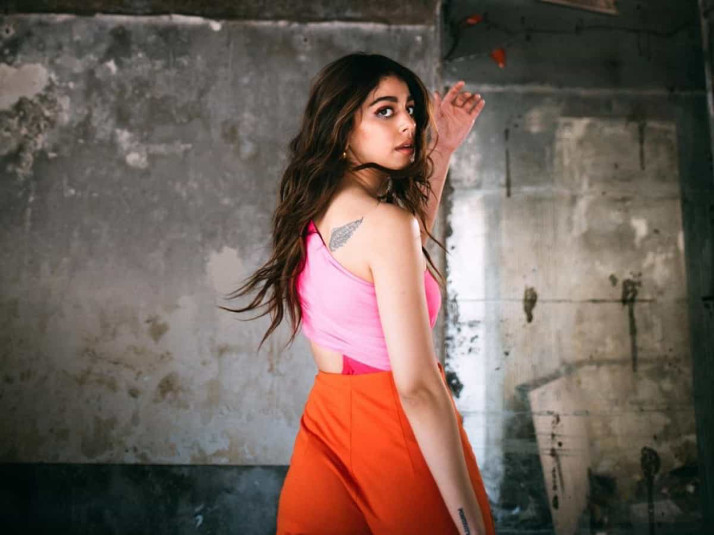 Alaya F reveals the secret workout routine to her toned body - Masala.com