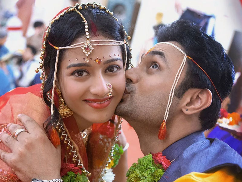 Amrita Rao chose Rs3000 saree for wedding love