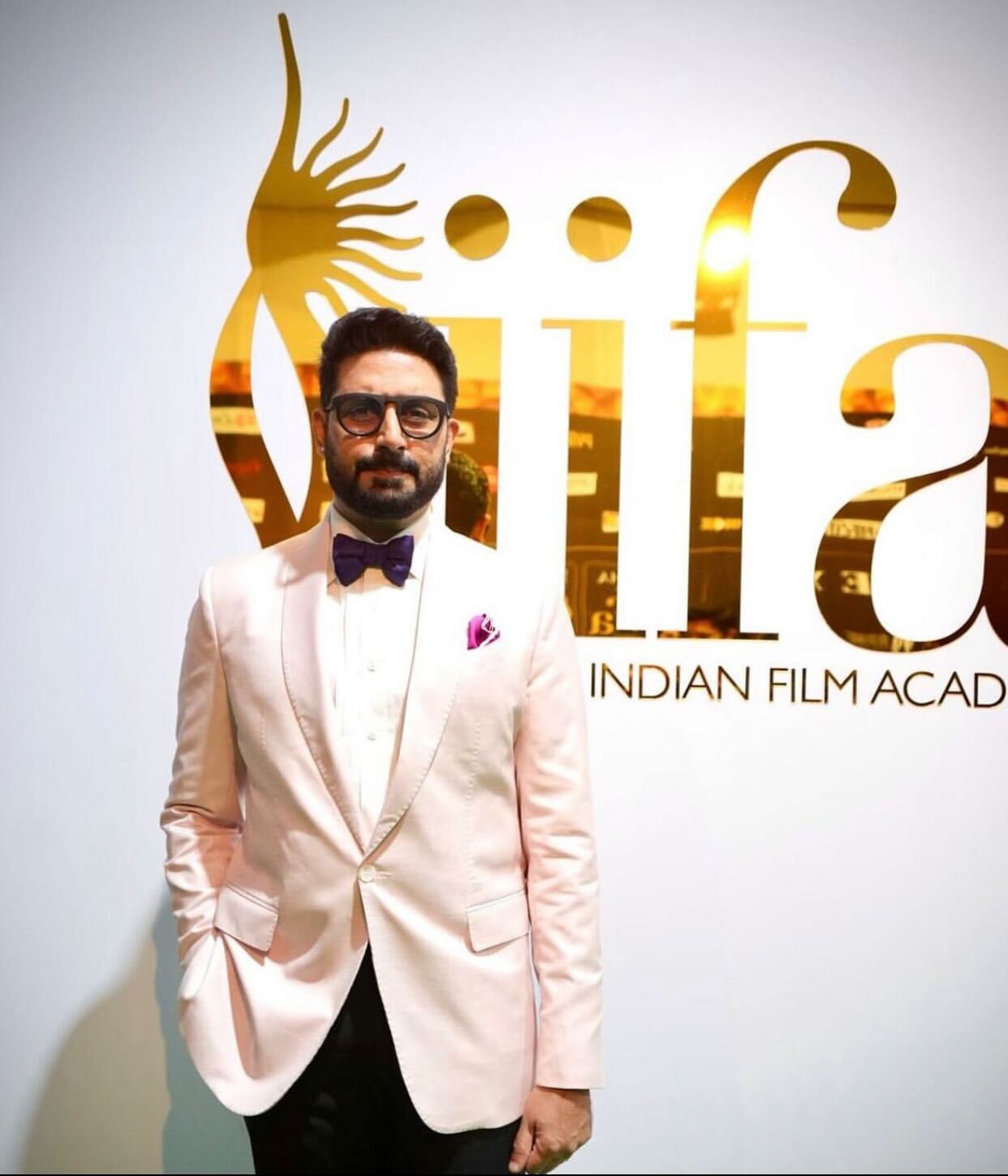 IIFA 2023: Kriti Sanon looks beautiful in monochrome number