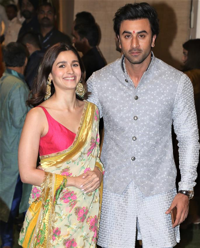 Alia Bhatt turns cheerleader for Ranbir Kapoor over Animal - Masala.com