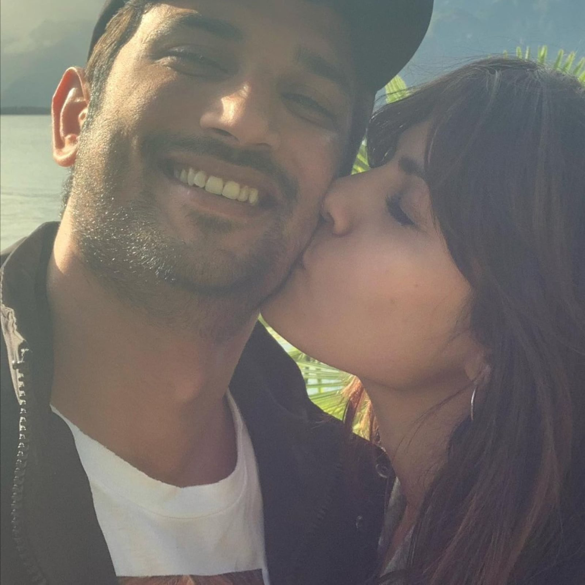 Tracing the timeline of Sushant Singh Rajput and Rhea Chakraborty's ...